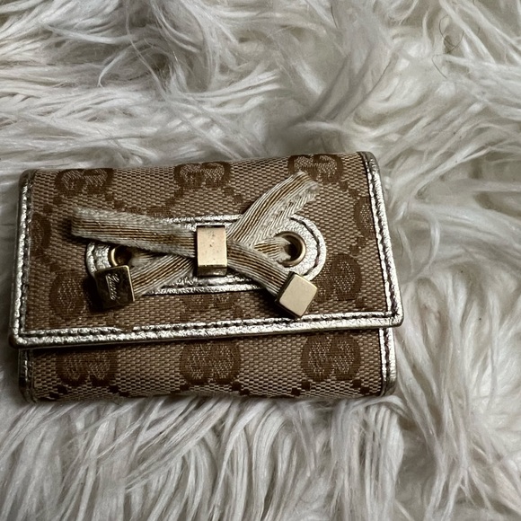 Gucci | Bags | Gucci Key Holder | Poshmark